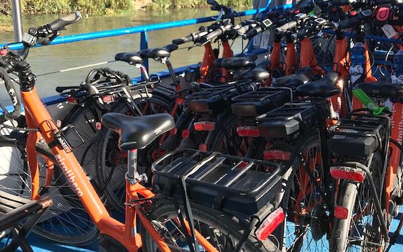 Provence Bike Tour: Scenic Rides & Boat Comfort